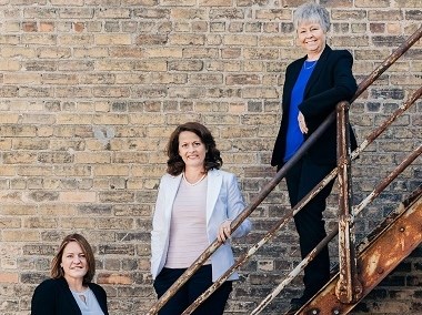 Financial advisory team - Angie McCarthy | Ameriprise Financial
