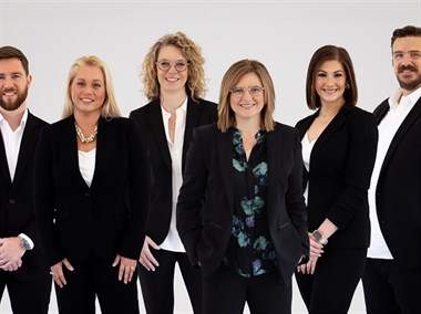 Dusti Calander financial advisory team | McKinney, TX